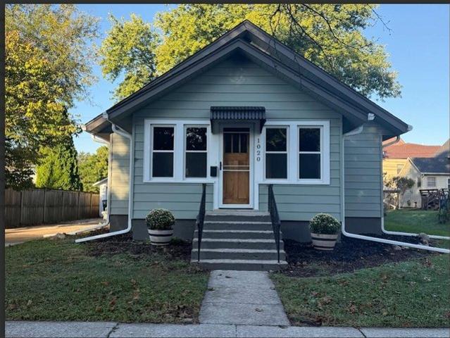1020 9th St, Nevada, IA 50201