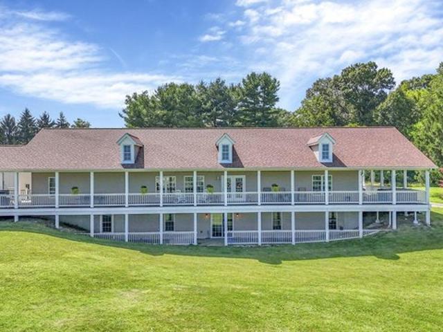 10213 Honda Hills Rd, Thornville, OH 43076