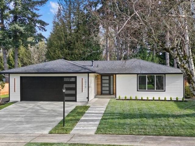 10210 rd Ave NE, Redmond, WA 98052