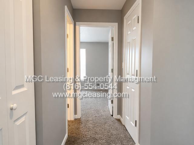 10211 10213 E 78th St 3 Bedroom Apartment for Rent at 10211 E 78th St, Raytown, MO 64138