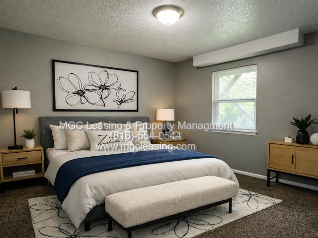 10211 10213 E 78th St
