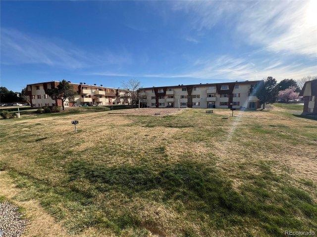 10211 Ura Ln Apt 2 208, Thornton, CO 80260