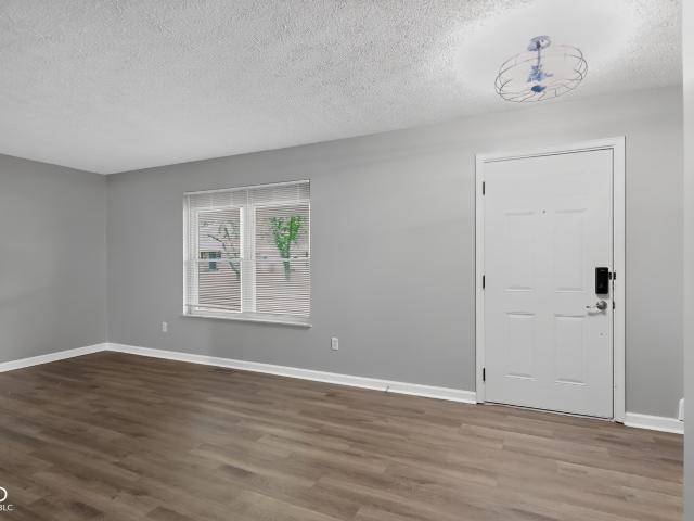 10211 Meadowlark Drive