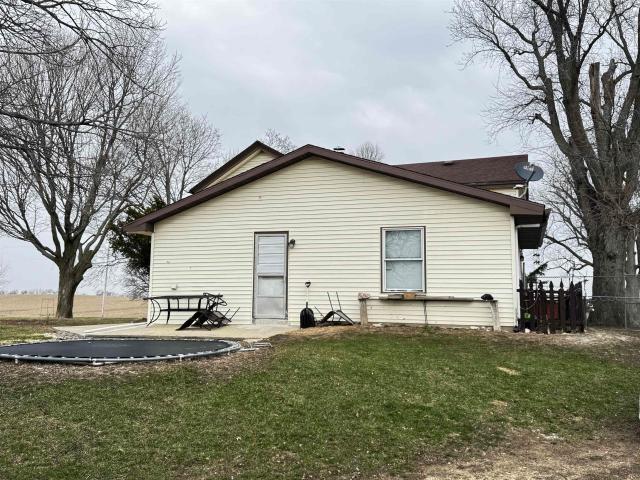 10212 E BC Townline Road