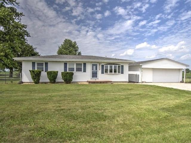 10212 E William St, Decatur, IL 62521