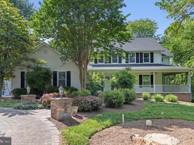 10212 Harvest Fields Dr, Woodstock, MD 21163