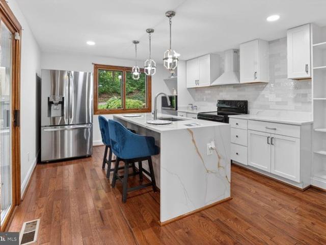 10217 Kindly Ct, Gaithersburg, MD 20886