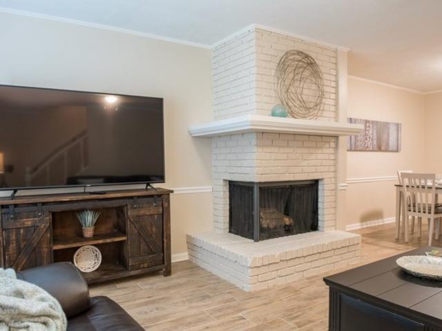 10217 Los Altos Dr, Shreveport, LA 71115