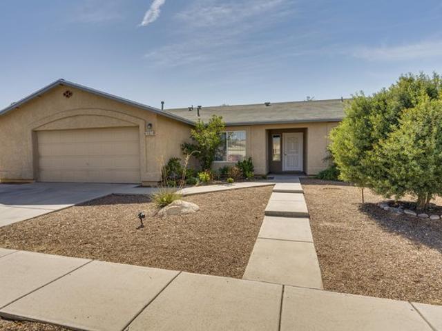 10214 E Canyon Meadow Dr, Tucson, AZ 85747