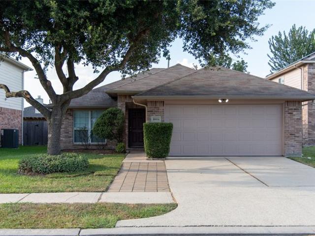 10214 Mills Run Dr, Houston, TX 77070