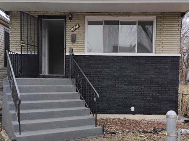 10214 S LA Salle St, Chicago, IL 60628