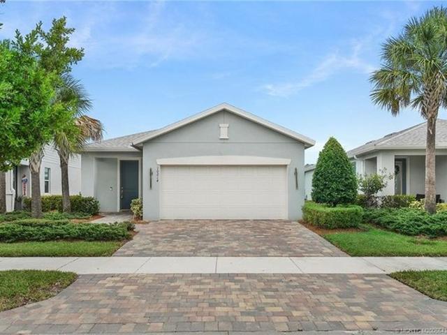 10214 SW Captiva Dr, Port Saint Lucie, FL 34987