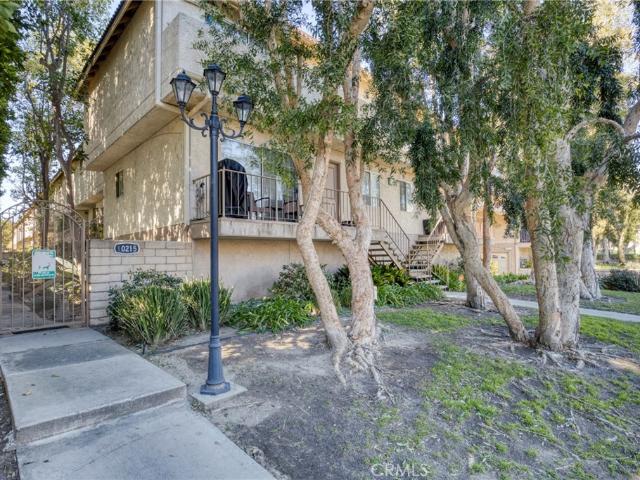 10215 Variel Ave, Unit 7, Chatsworth, CA 91311 | MLS #SR25281 | Compass