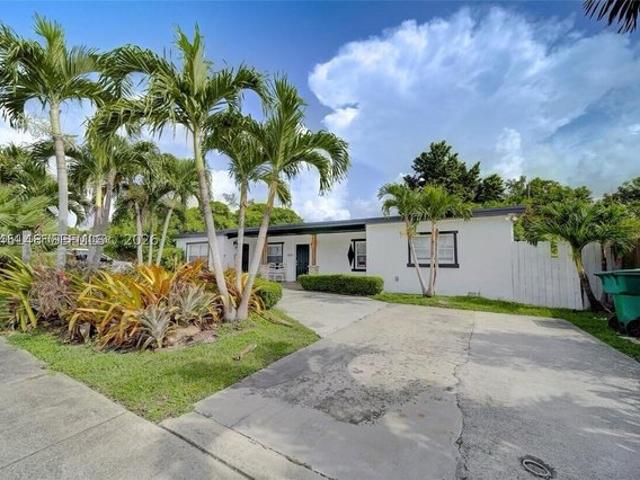 10215 SW 171st St, Miami, FL 33157