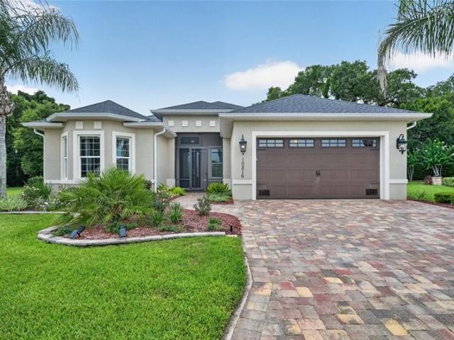 10216 Julia Isles Ave, Oxford, FL 34484