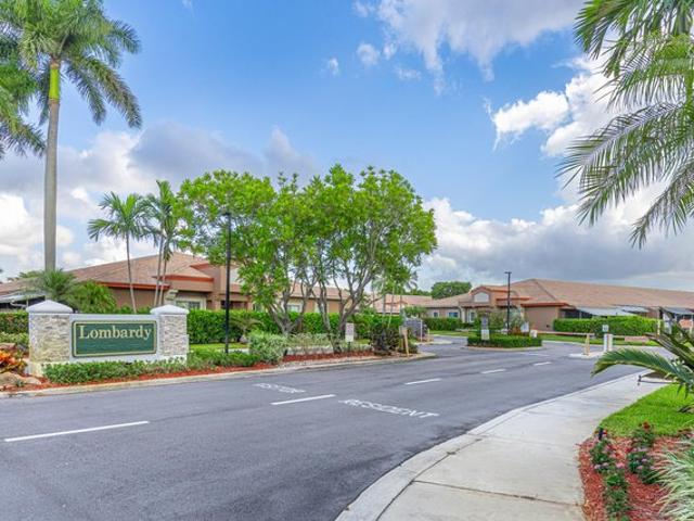 10216 Lombardy Dr, Tamarac, FL 33321