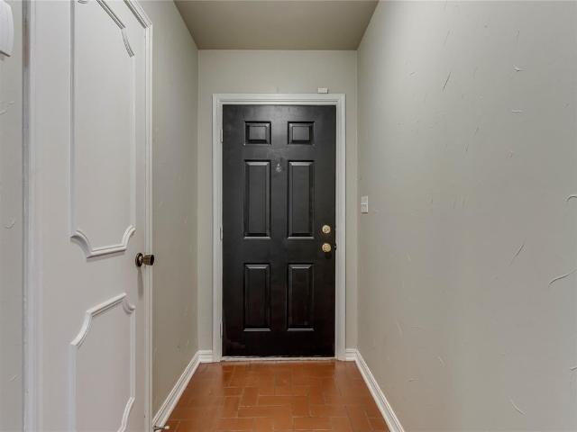 10216 Lyndon Road