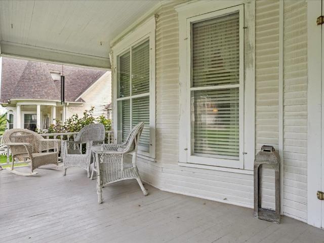 10216 Main Street