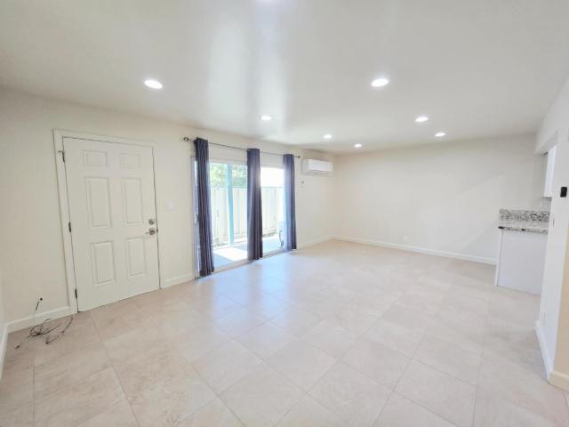 10218 E Park Circle 1