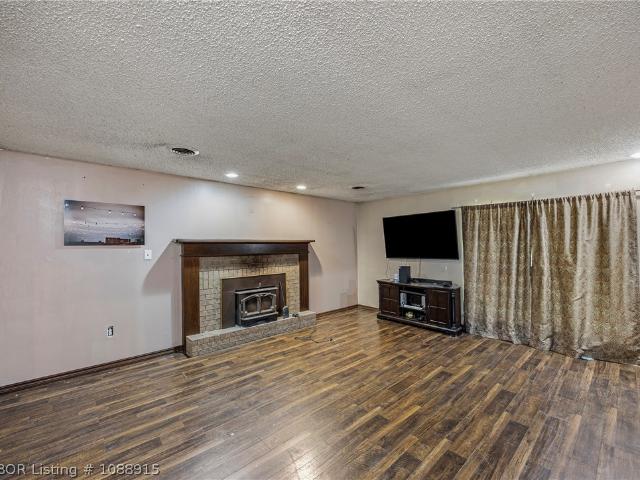 10218 Rice Road