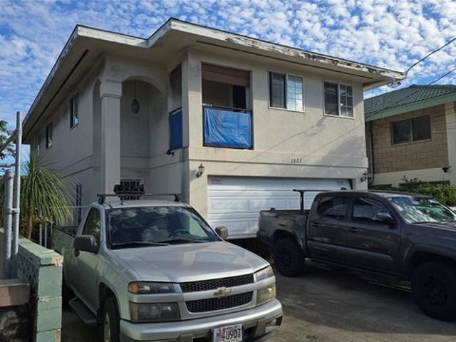 1021 Mao Ln, Honolulu, HI 96817