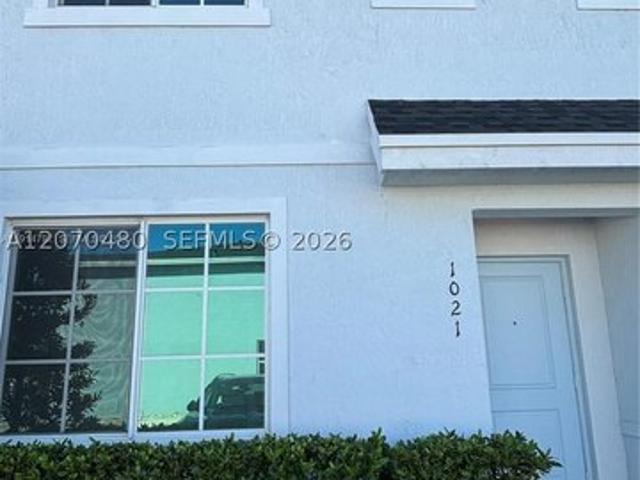 1021 NW 5th St, Florida City, FL 33034