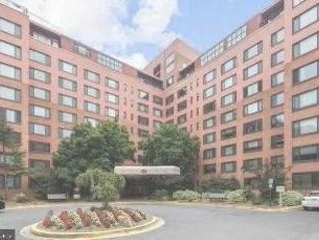 1021 N Arlington Blvd #334, Arlington, VA 22209