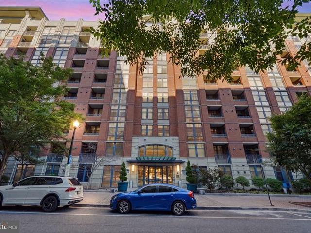 1021 N Garfield St Apt 735, Arlington, VA 22201