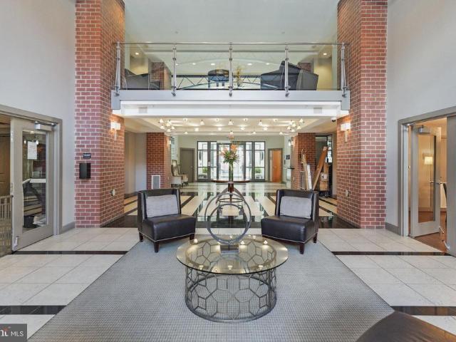 1021 N Garfield Street # 233