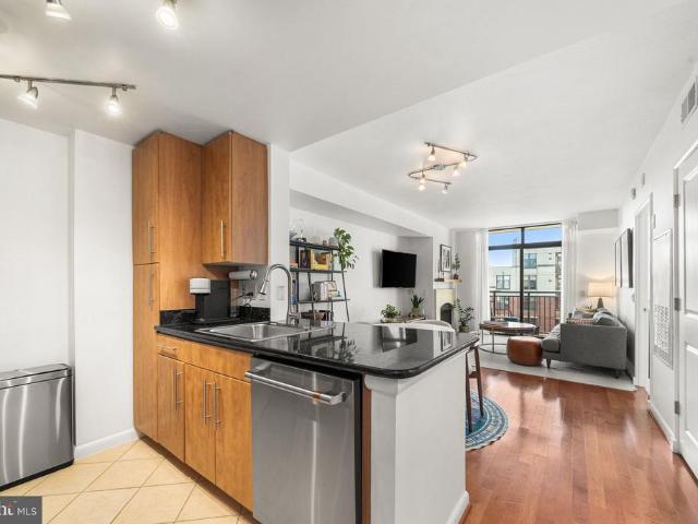 1021 N Garfield Street # 712