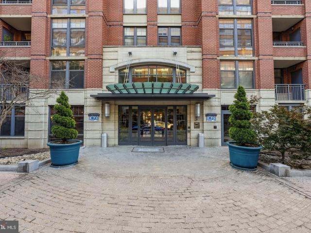 1021 N Garfield Street # 735