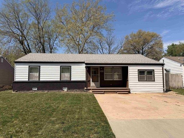 1021 N Kokomo Ave, Derby, KS 67037