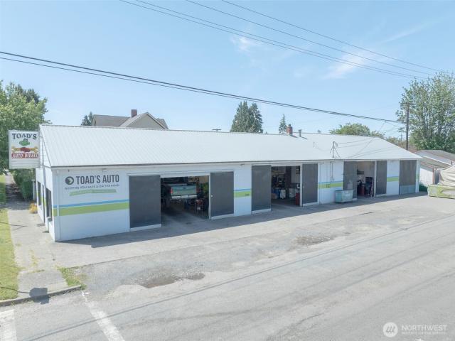 1021 N Pearl Street