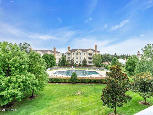 1021 Oval Road Unit 1021