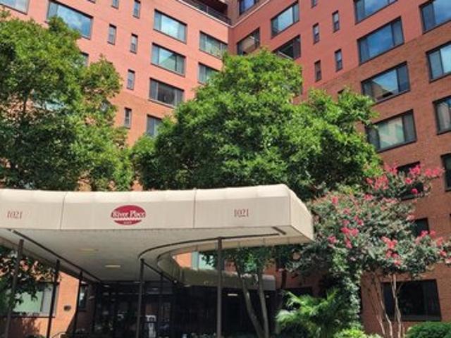 1021 Arlington Blvd Apt 713, Arlington, VA 22209