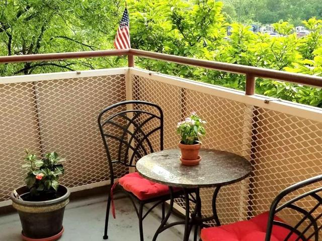 1021 Arlington Blvd, Unit 330, Arlington, VA 22209 | MLS #VAAR2069