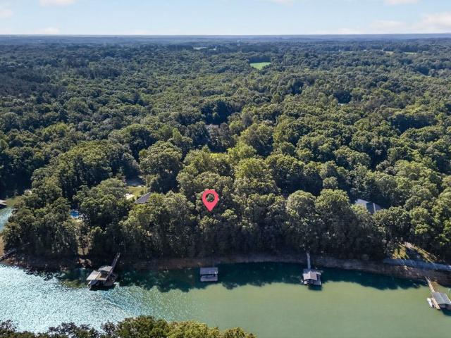 1021 Arrowhead Point