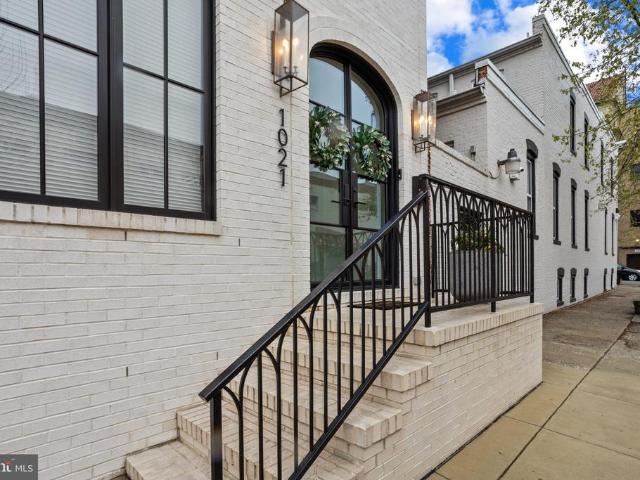 1021 Binney Street