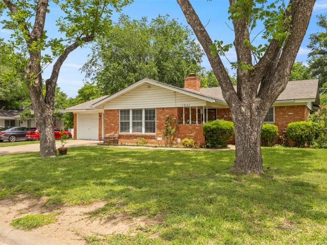 1021 Blue Lake