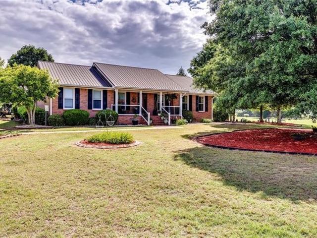 1021 Broughton Ln, Newborn, GA 30056
