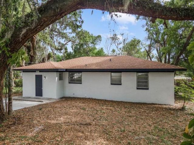 1021 Carlton Ct, Leesburg, FL 34748