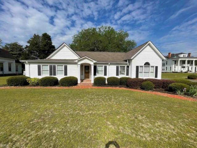 1021 Church St, White Plains, GA 30678