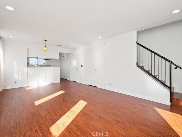 1021 Coronado Terrace