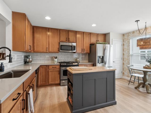 1021 Crane Point