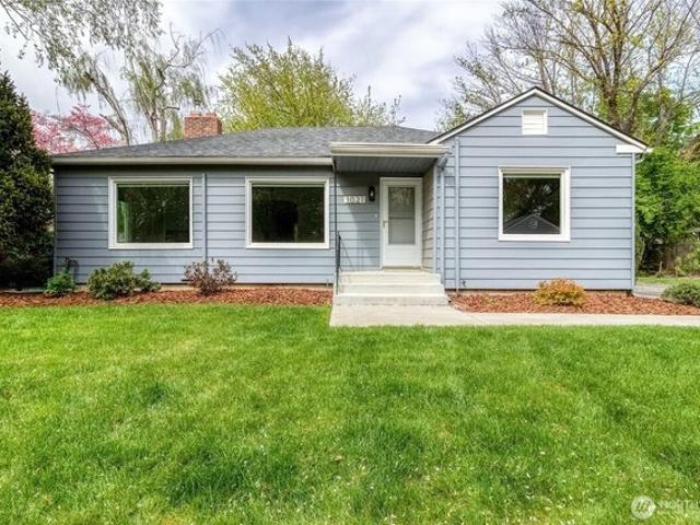 1021 E Chestnut St, Walla, WA 99362