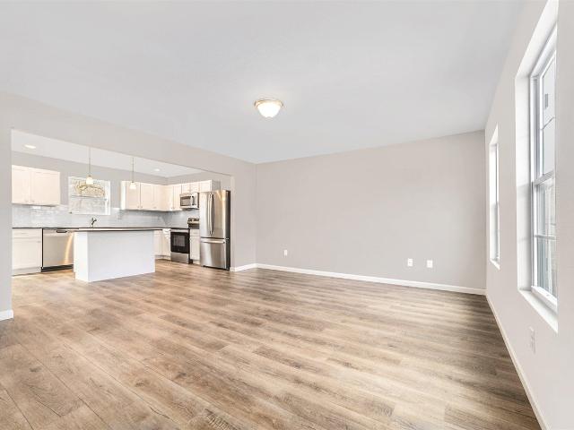 1021 Foxglove Avenue