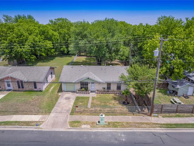 1021 Gardner Rd, Austin, TX 78721 | MLS #8986 | Compass