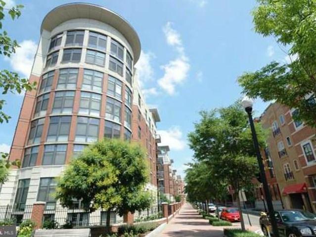 1021 Garfield Street N 317, Arlington, VA