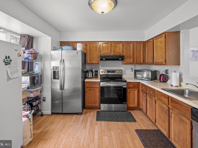 1021 Lake Shore Drive