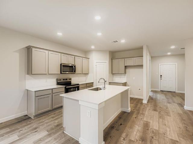 1021 Park Oak Lane